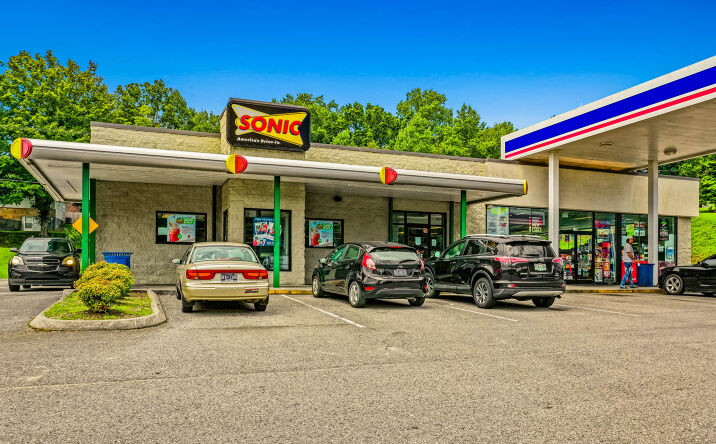 604 N Main St, Rocky Top, TN 37769 | Crexi.com