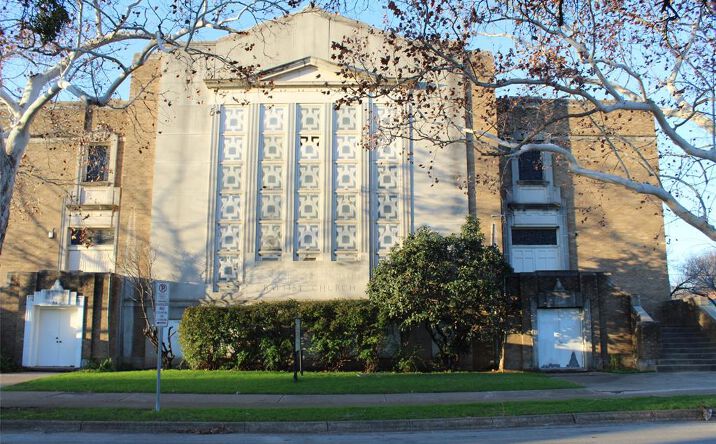 1519 CIRCLE PARK BLVD Fort Worth TX 76164-8942 APN: 01909622 | Crexi.com