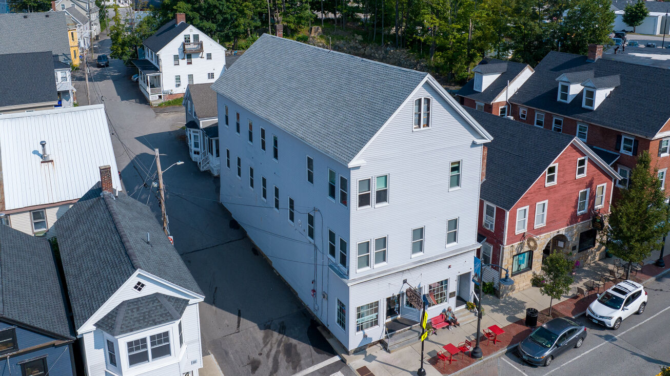 86 Main St, Newmarket, NH 03857 | Crexi.com