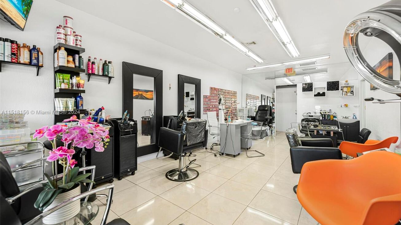 7216 SW 8th St, Miami, FL 33144 | Crexi.com