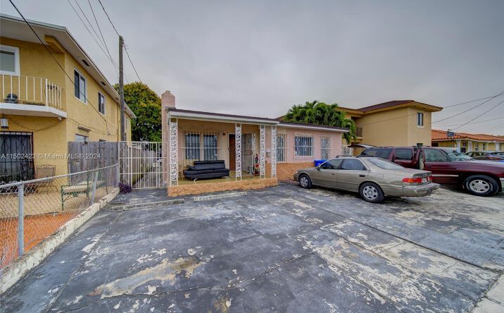 4783 NW Flagler Ter, Miami, FL 33126 | Crexi.com
