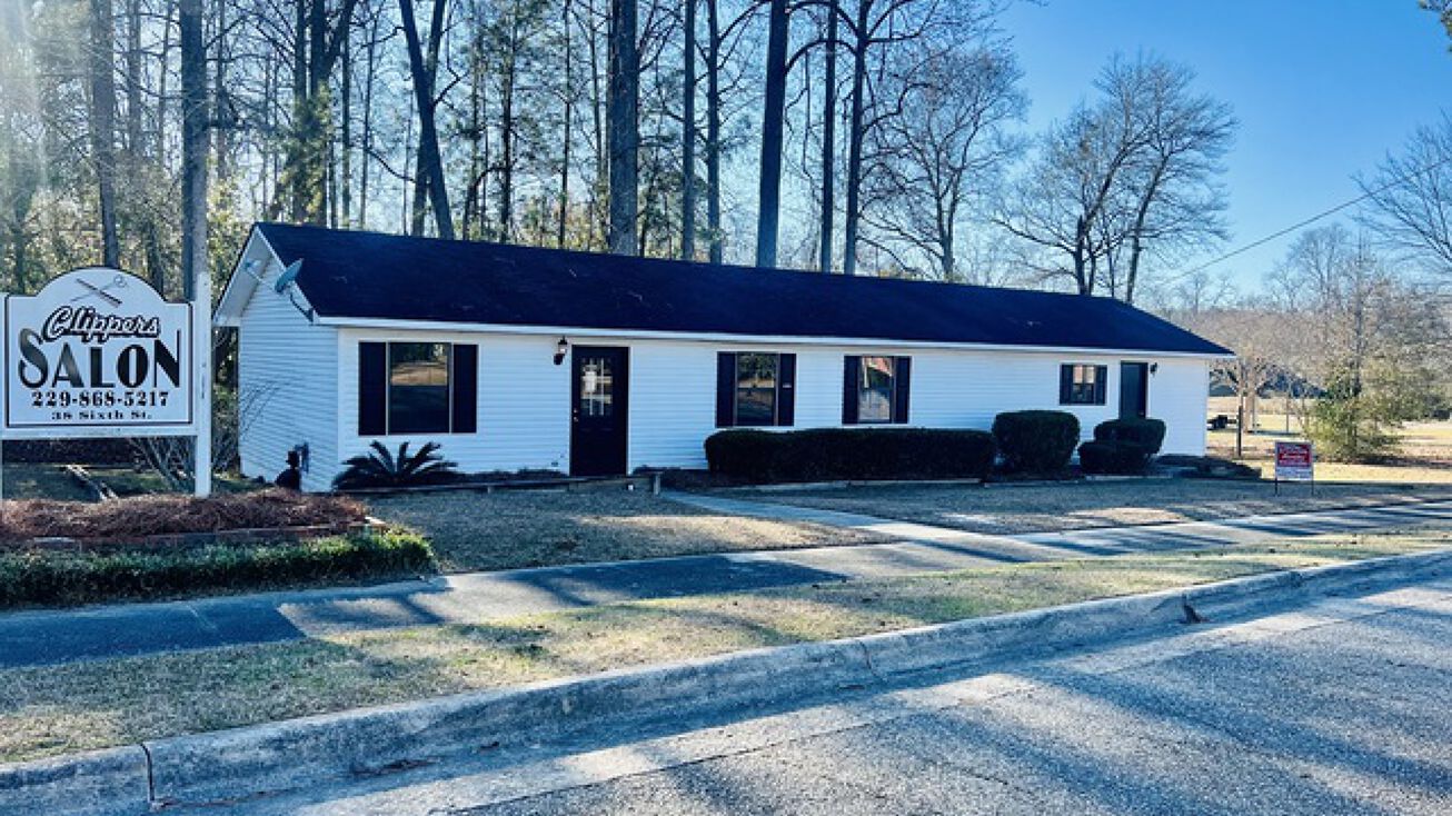 38 6th Ave, McRae-Helena, GA 31055 | Crexi.com