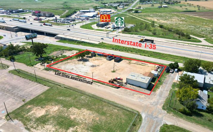 219 N COLLEGE AVE West TX 76691-1402 APN: 199901 | Crexi.com