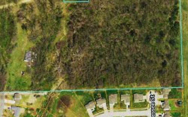 2111 E 15th St, Lawrence, KS 66044 | Crexi.com