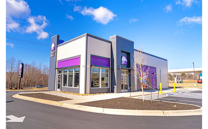 1076 N ANDY GRIFFITH PKWY Mount Airy NC 27030-2524 APN: 502113231747 ...