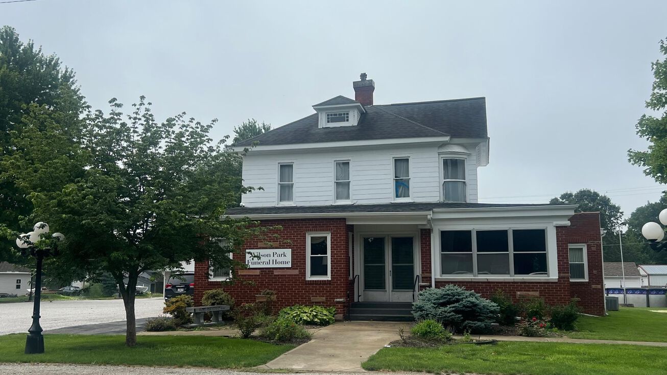 109 E WASHINGTON Street, Edinburg, IL 62531 | Crexi.com