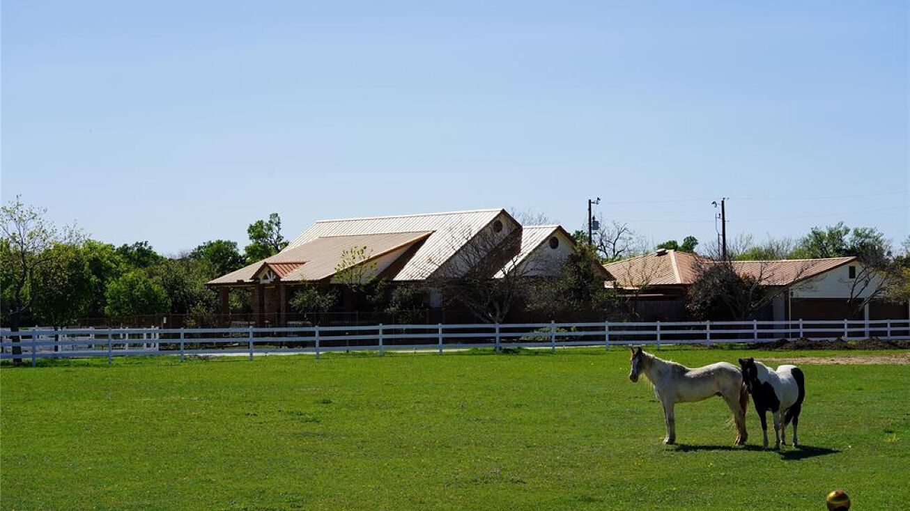 5 Anderson Crossing, Cedar Park, TX 78613 | Crexi.com