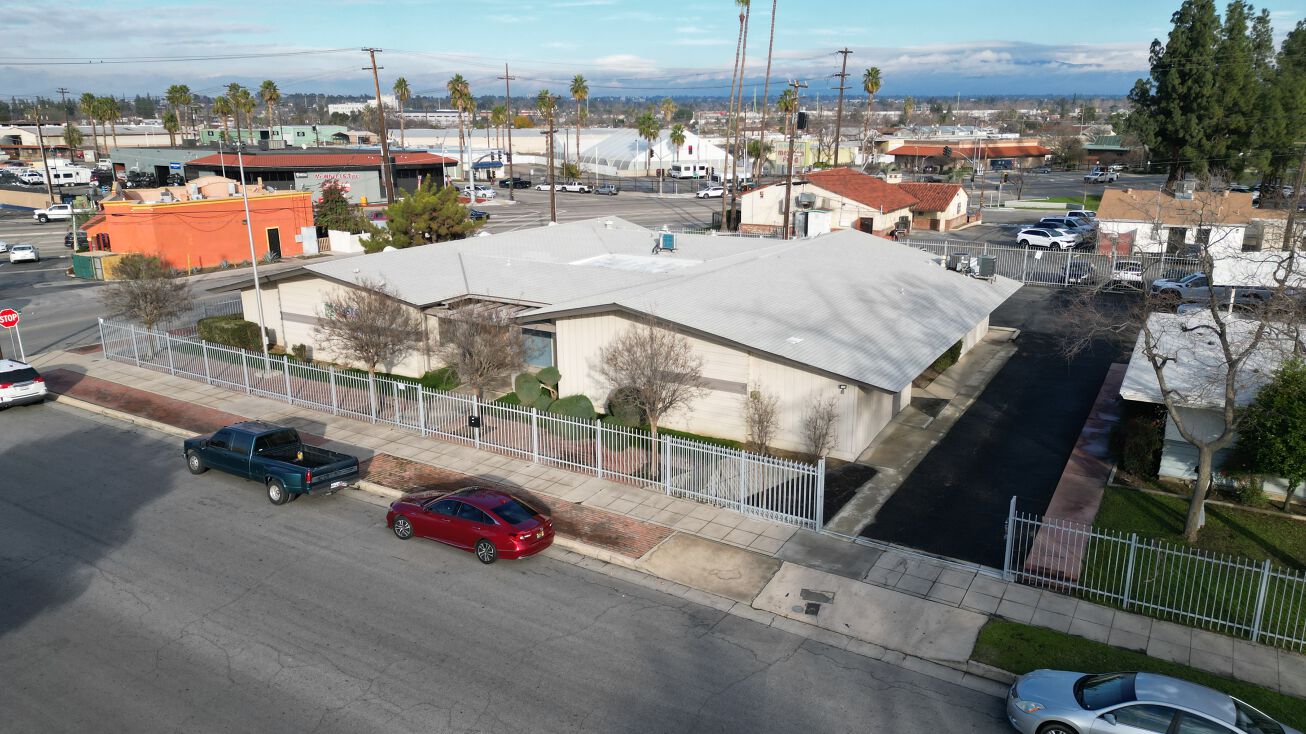 2724 L St, Bakersfield, CA 93301 | Crexi.com