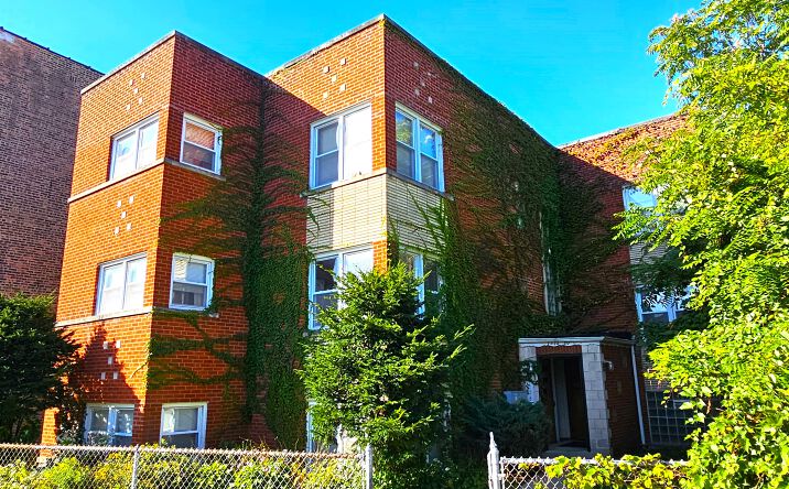 7322 S KINGSTON AVE Chicago IL 60649-5664 APN: 21301100570000 | Crexi.com