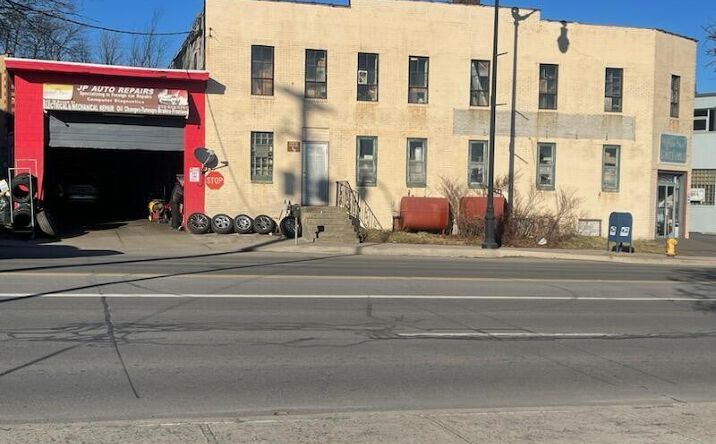 638 W MAPLE ST Hazleton PA 18201-5700 APN: 71T8SW14016002000 | Crexi.com