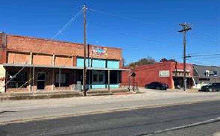 117 E Main Street, Italy, TX 76651 | Crexi.com