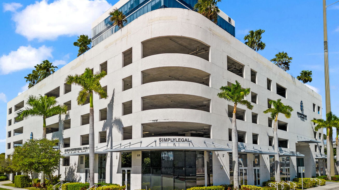 20200 W Dixie Hwy, Miami, FL 33180 | Crexi.com