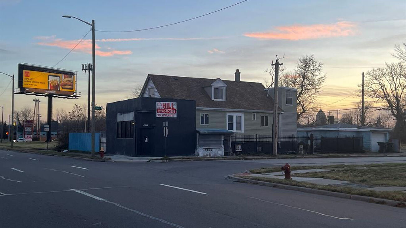 9071 Chrysler Dr, Detroit, MI 48211 | Crexi.com