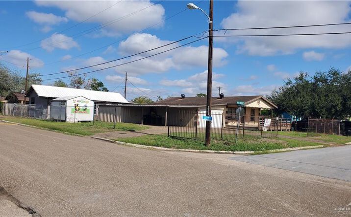 302 Sylvia Handy Dr, Elsa, TX 78543 | Crexi.com