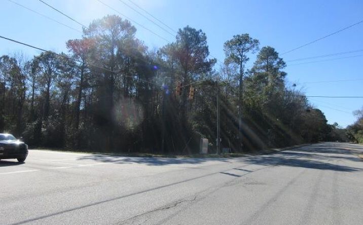 1071 PINEWOOD Sumter SC 29154 | Crexi.com