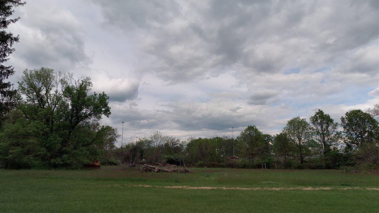 1822 Stelzer Road, Columbus, OH 43219 | Crexi.com