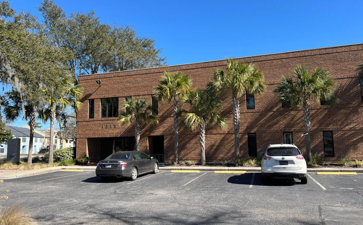 1315 ASHLEY RIVER RD Charleston SC 29407-5315 APN: 4180500012 | Crexi.com