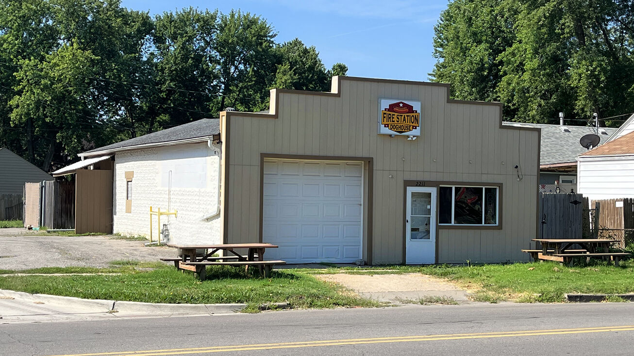 2211 NE Sardou Ave, Topeka, KS 66616 | Crexi.com