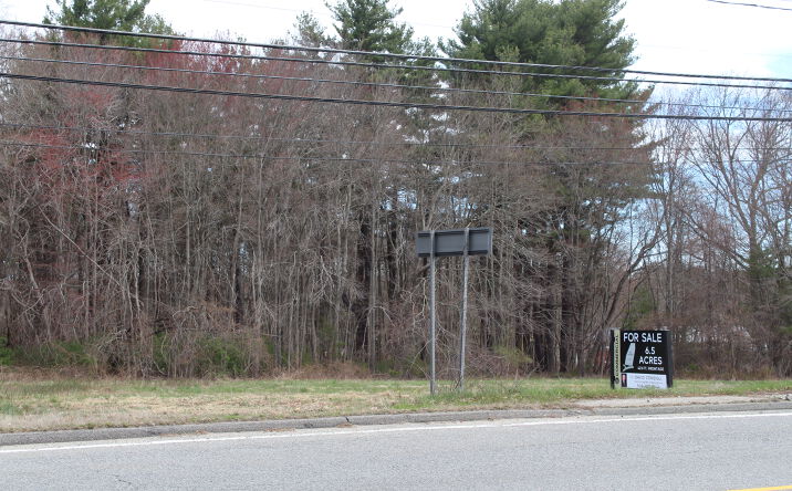 23 UXBRIDGE RD Mendon MA 01756 APN: 11_236_23_0 | Crexi.com