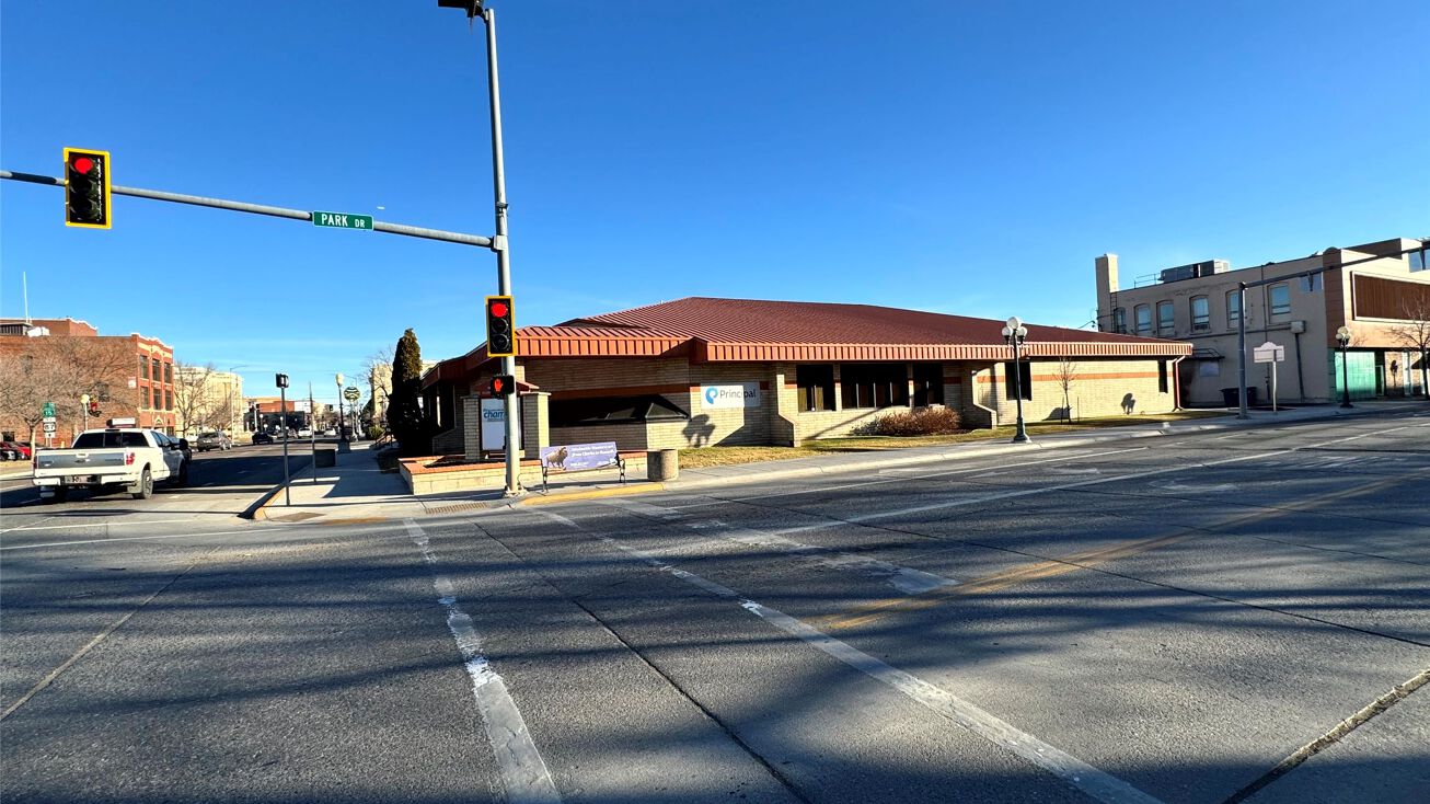 100 1st Avenue N, Great Falls, MT 59401 | Crexi.com