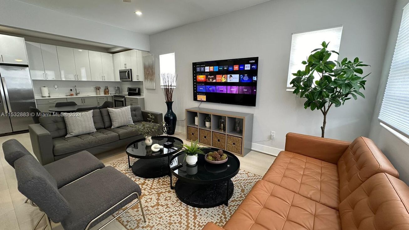 994 NW 2nd St, Miami, FL 33128 | Crexi.com