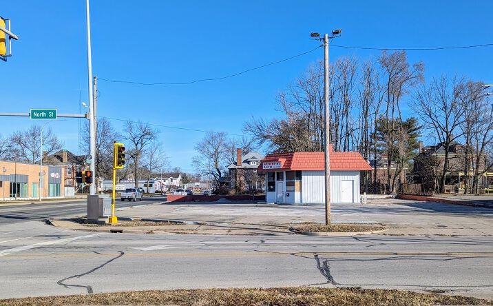 101 N GILBERT ST Danville IL 61832-8528 APN: 23-08-112-041 | Crexi.com