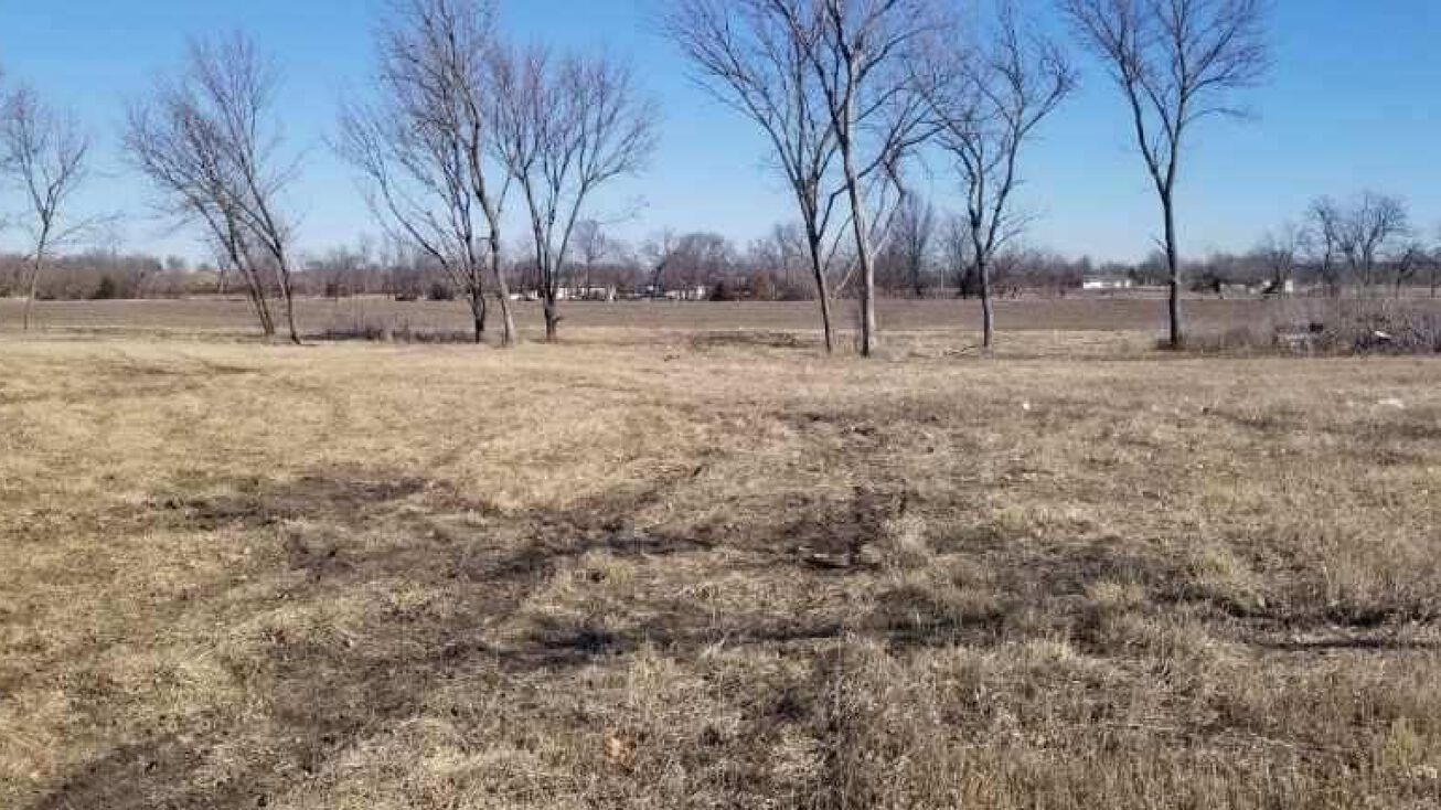 E 2275 Road, Lacygne, KS 66040 | Crexi.com