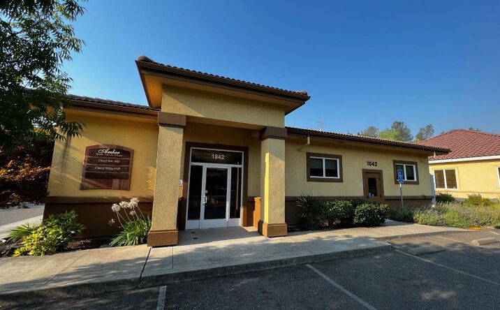 2127 Airpark Dr, Redding, CA 96001 | Crexi.com