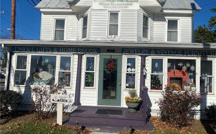 325 Queen St, Tappahannock, VA 22560 | Crexi.com