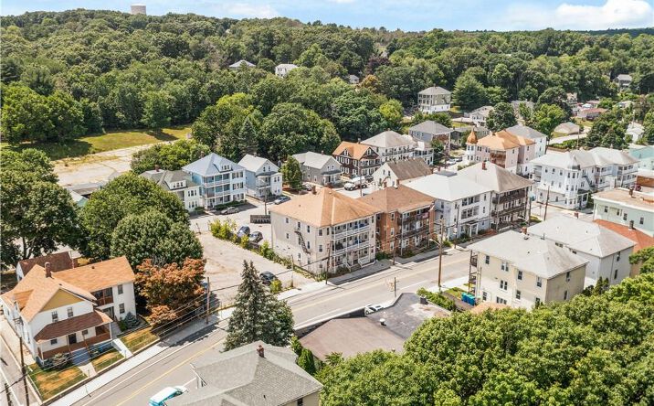 Lincoln, RI Commercial Real Estate for Sale | Crexi.com