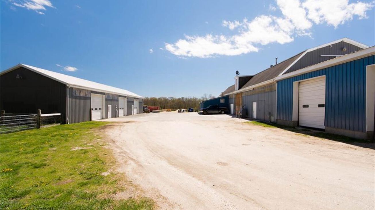 3634 Main RD Main Road, Tiverton, RI 02878 | Crexi.com