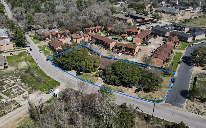 1911 NORMAL PARK DR Huntsville TX 77340 | Crexi.com