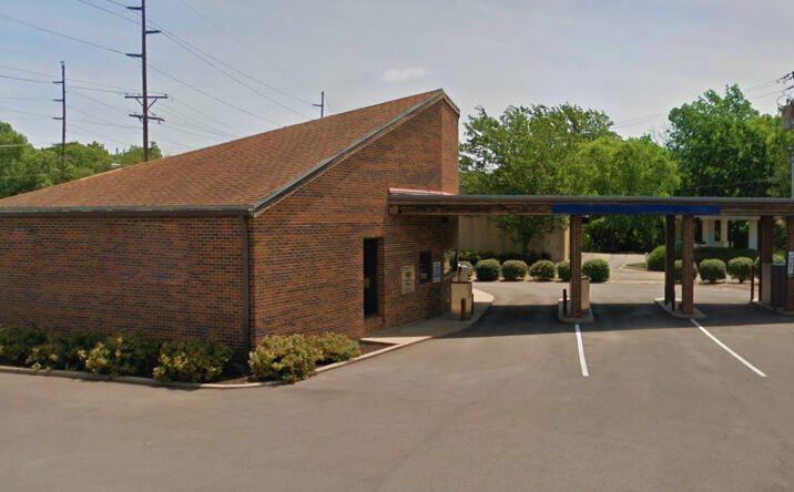 3835 SW 29th St, Topeka, KS 66614 | Crexi.com