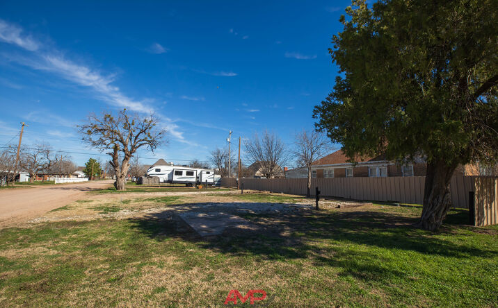 53 NW Ave B, Hamlin, TX 79520 | Crexi.com