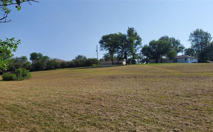 2167 Grand Road, Fort Scott, KS 66701 | Crexi.com