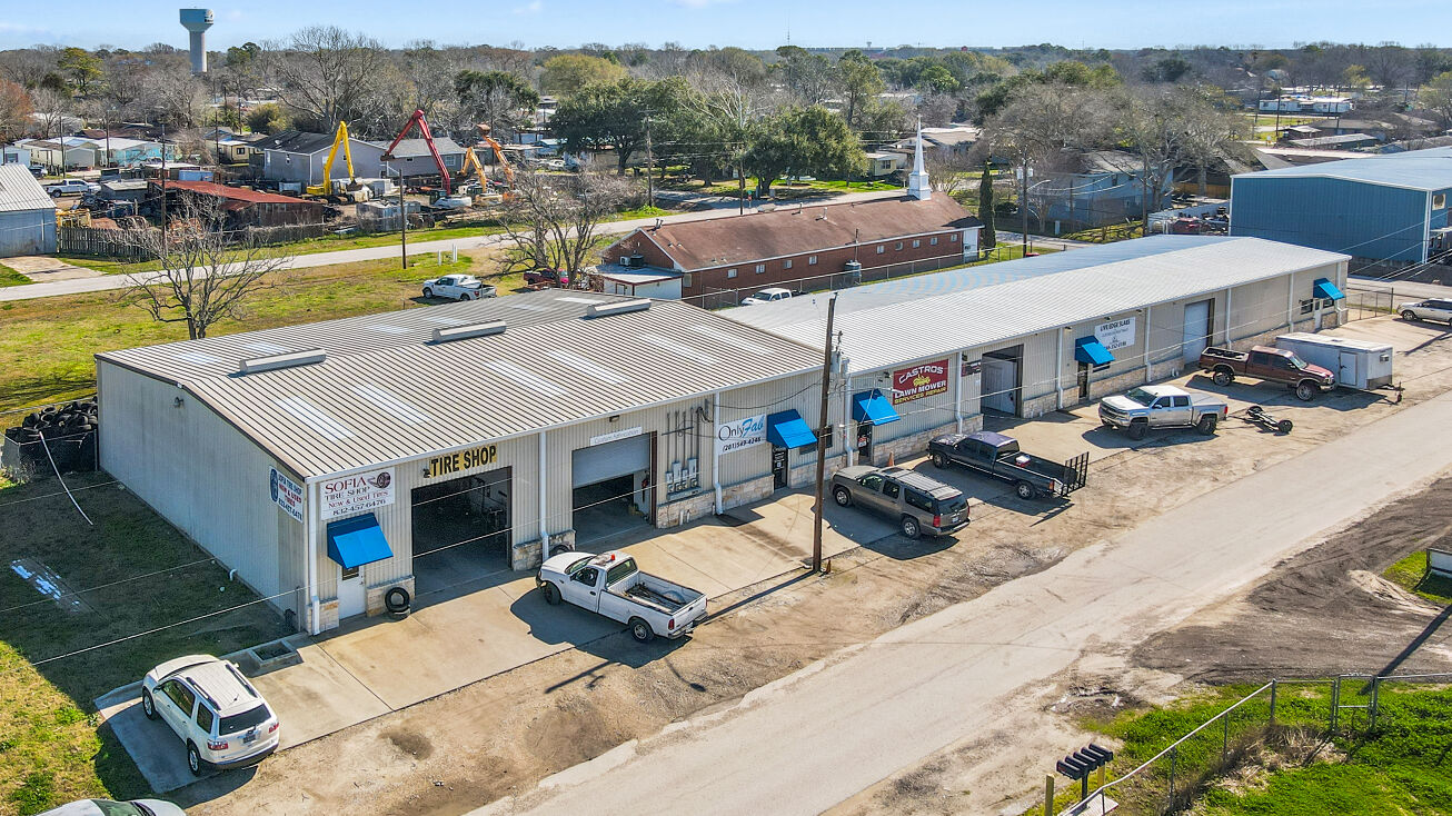 4131 Smith St, Bacliff, TX 77518 | Crexi.com
