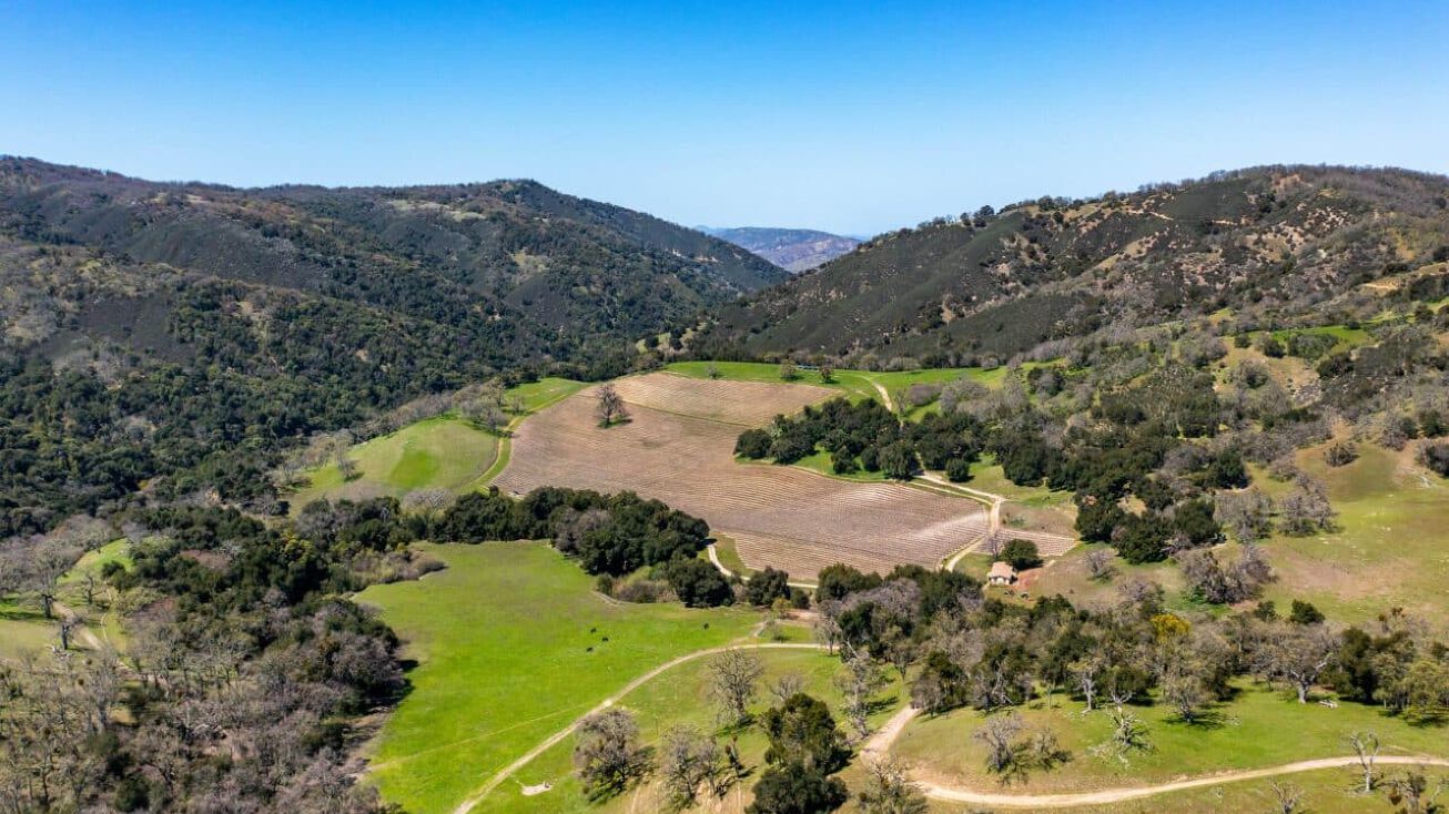 39101 E Carmel Valley Rd, Carmel Valley, CA 93924 | Crexi.com