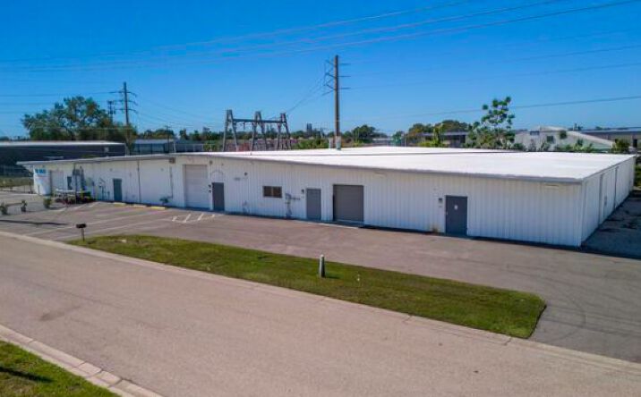 1909 Whitfield Park Loop, Sarasota, FL 34243 | Crexi.com