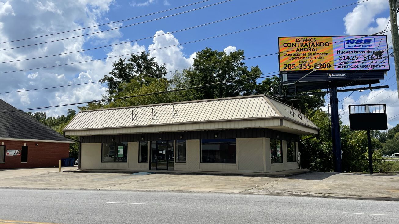 30 Plaza Ln, Oxford, AL 36203 | Crexi.com