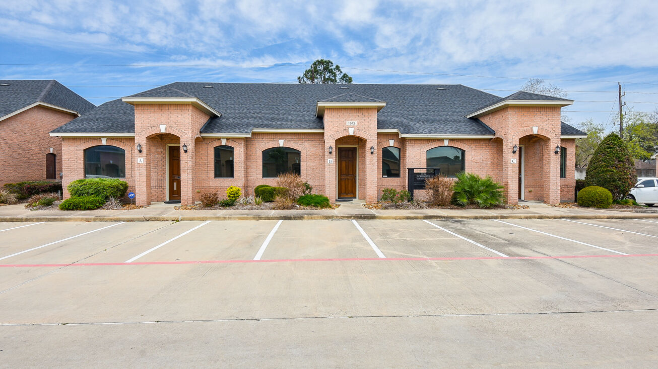 1842 Snake River Rd, Katy, TX 77449 | Crexi.com