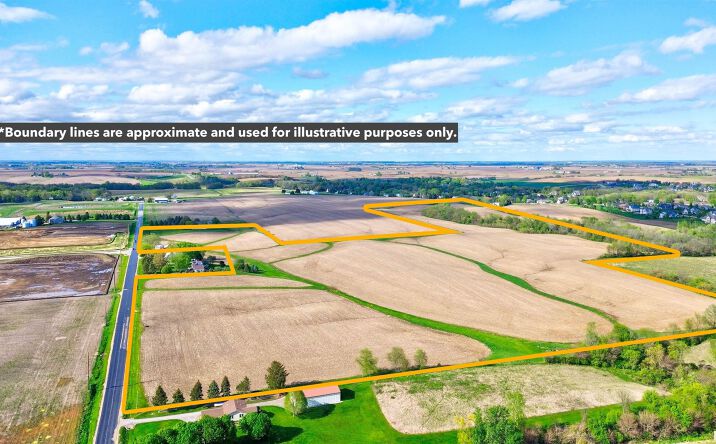 18979 CRISWELL Street, Bettendorf, IA 52722 | Crexi.com