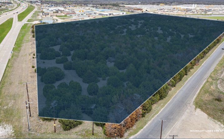 27.65 Acres on S IH35, Elm Mott, TX 76640 | Crexi.com
