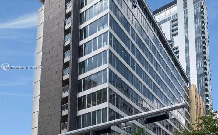 150 SE 2nd Ave # 904, Miami, FL 33131 | Crexi.com