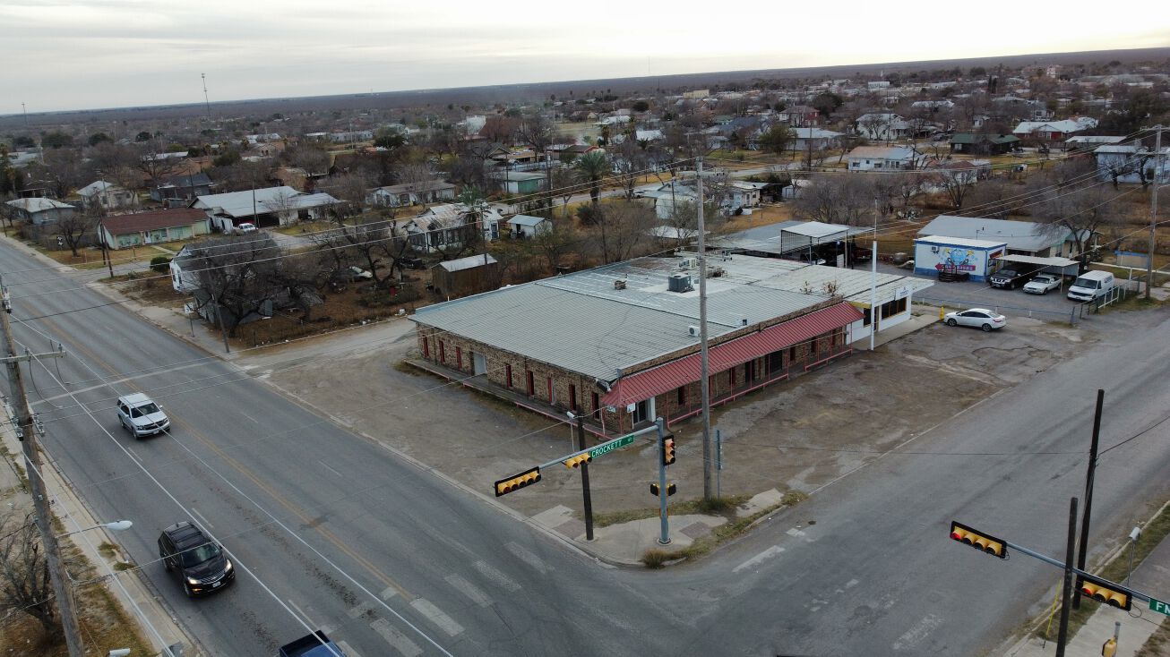 1802 N 7th Ave, Crystal City, TX 78839 | Crexi.com