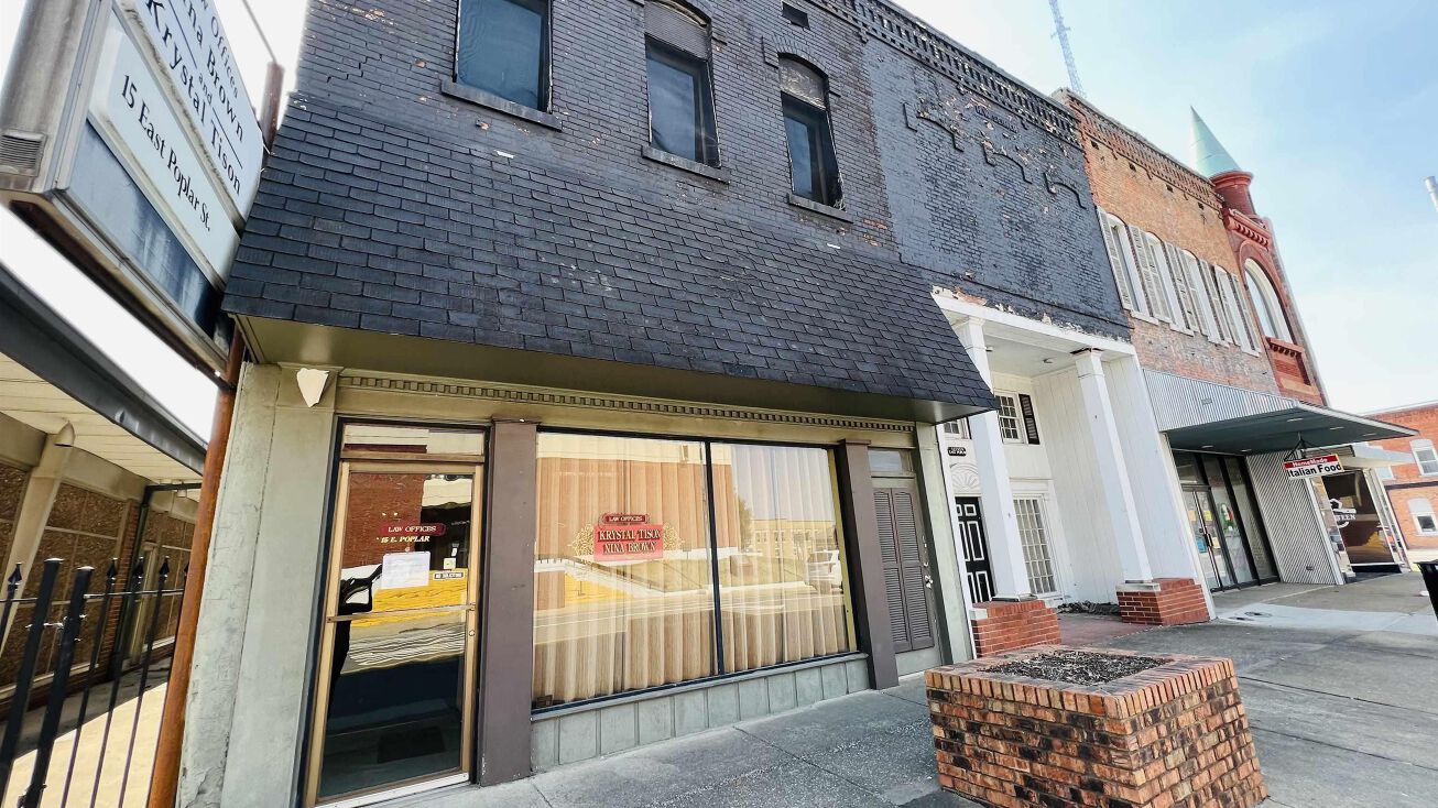 15 POPLAR Street, Harrisburg, IL 62930 | Crexi.com