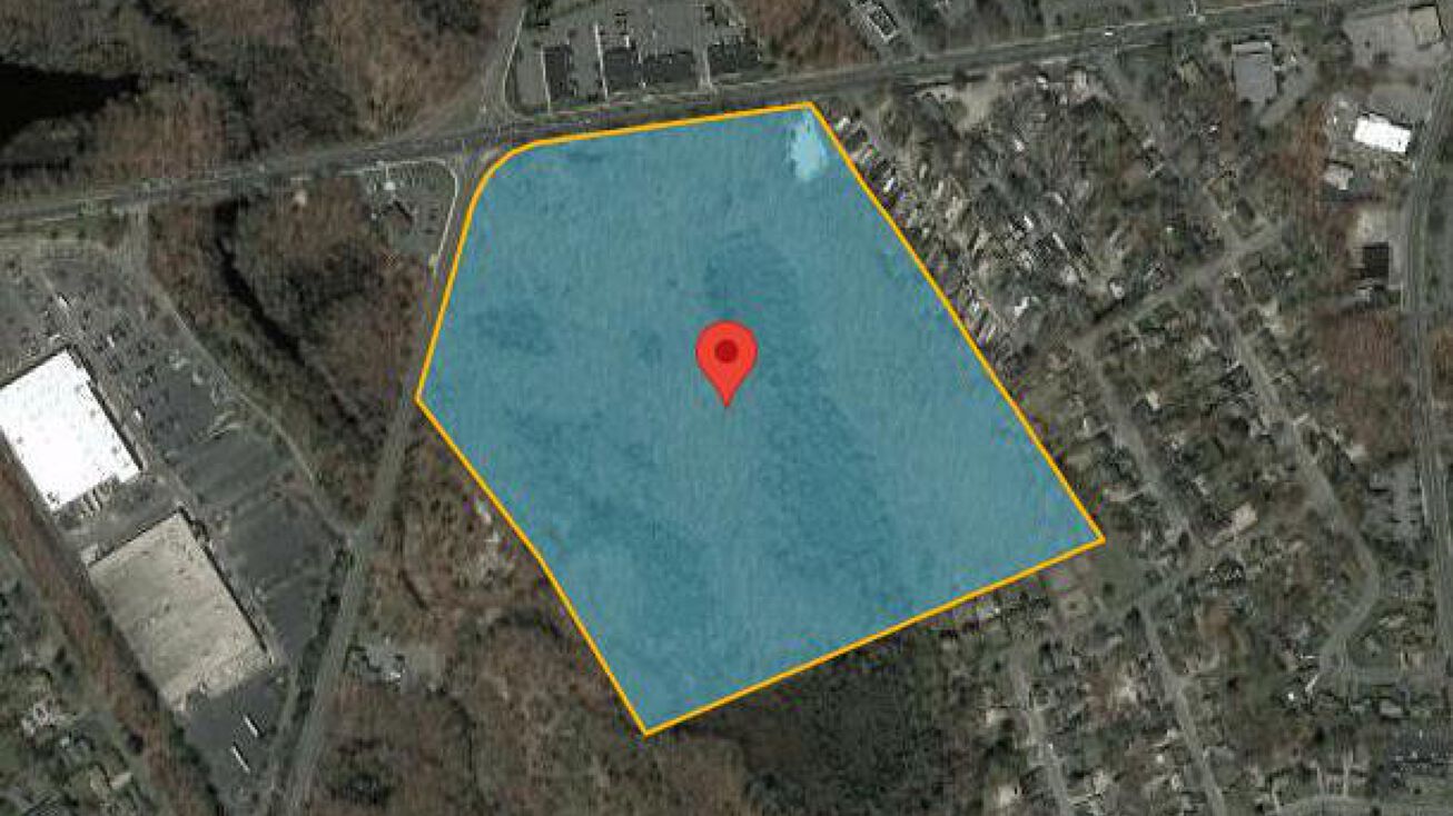 411 Old County Road, Flanders, NY 11901 | Crexi.com