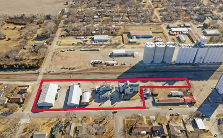 610 N Washington Ave, Sedgwick, KS 67135 | Crexi.com