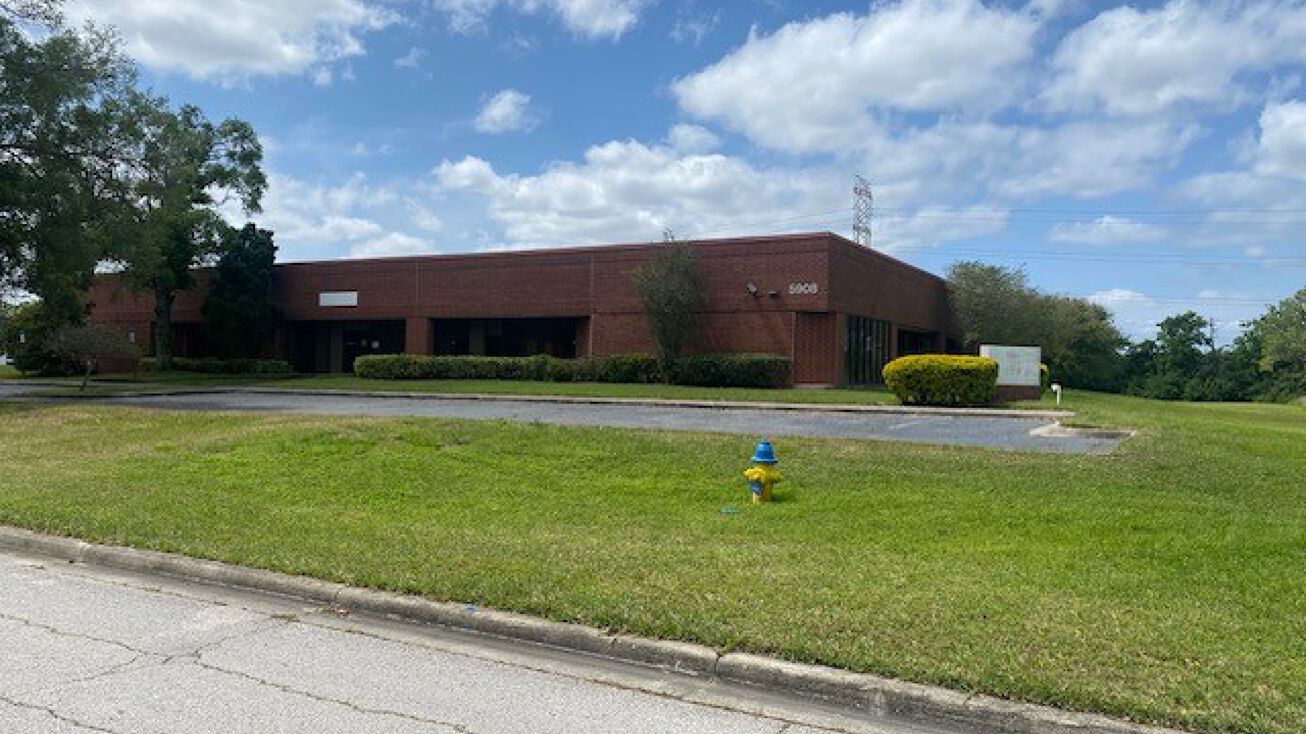 5908 Breckenridge Pkwy, Tampa, FL 33610 | Crexi.com