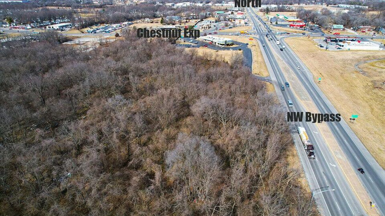 3604 W Chestnut Expy, Springfield, MO 65802 | Crexi.com