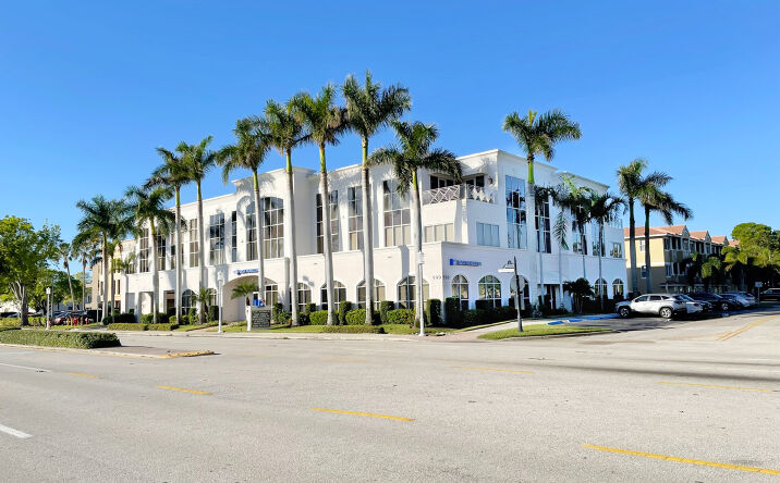 49 8th St N, Naples, FL 34102 | Crexi.com